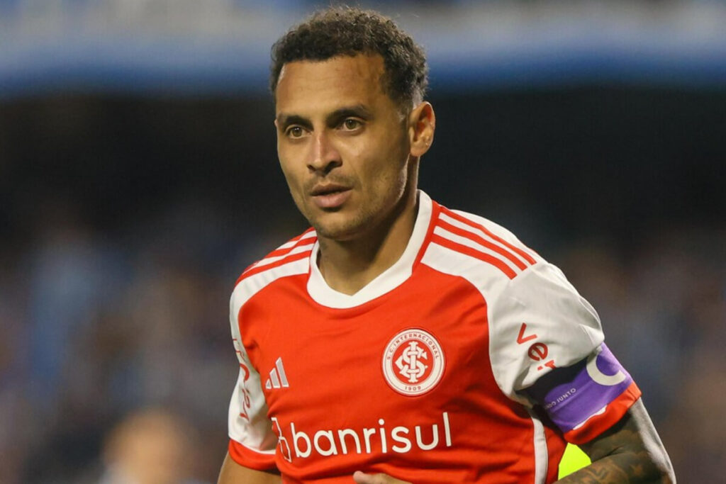 Por merreca, Alan Patrick é vendido pelo Internacional